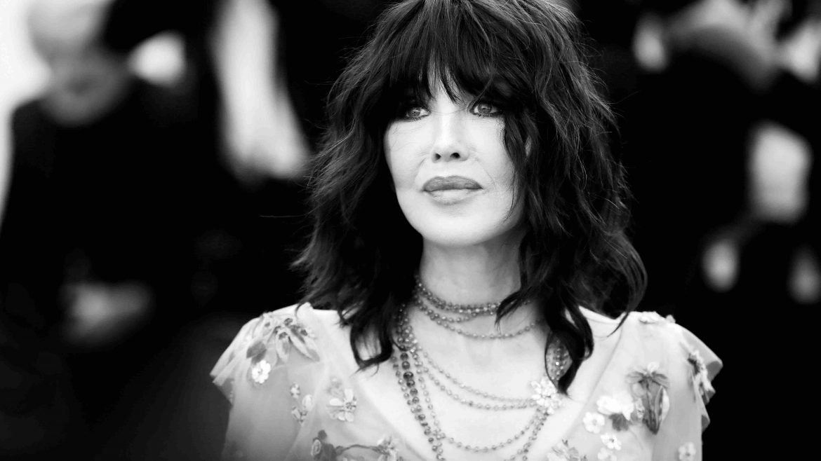 Isabelle Adjani – LiFE Style Magazine – En